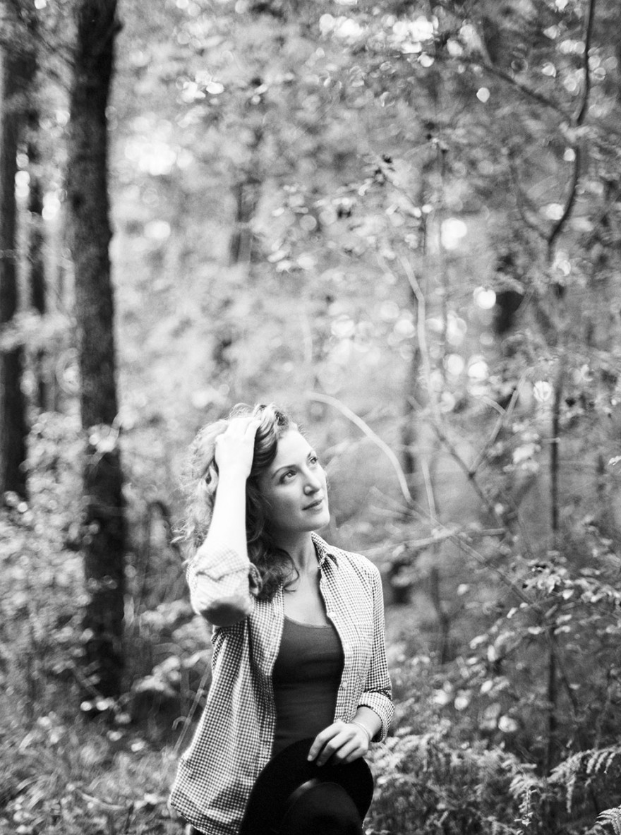 Marion – Session portrait au film – TriX – Blanc Coco Photographe